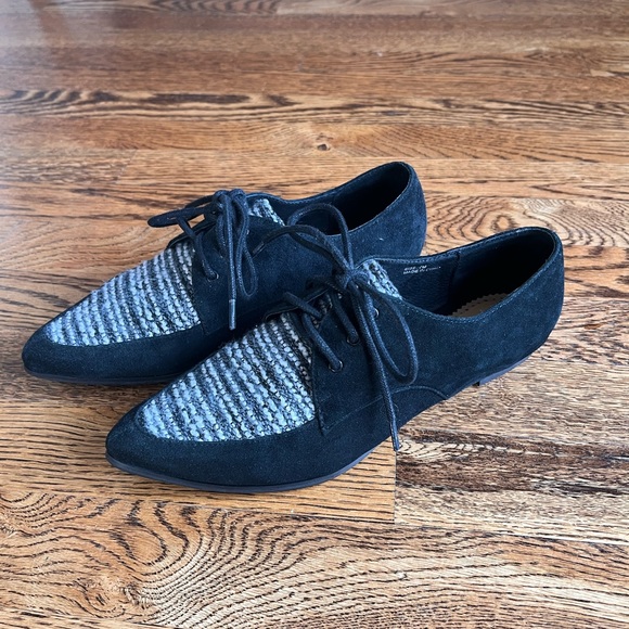 Farylrobin | Shoes | Farylrobin Black And White Flat Shoes Size 7 ...